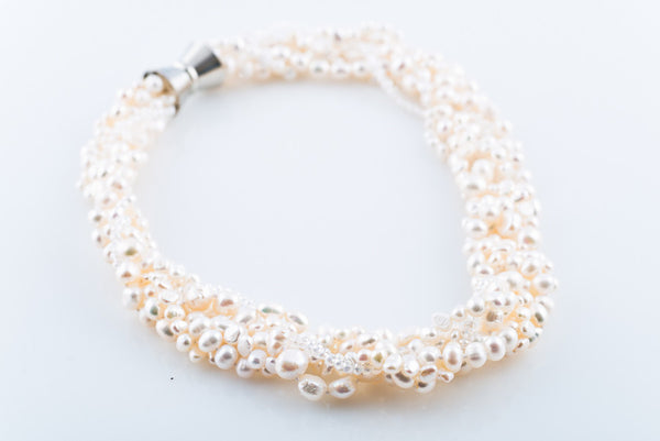 ALY WHITE PEARL NECKLACE - MeganKyle